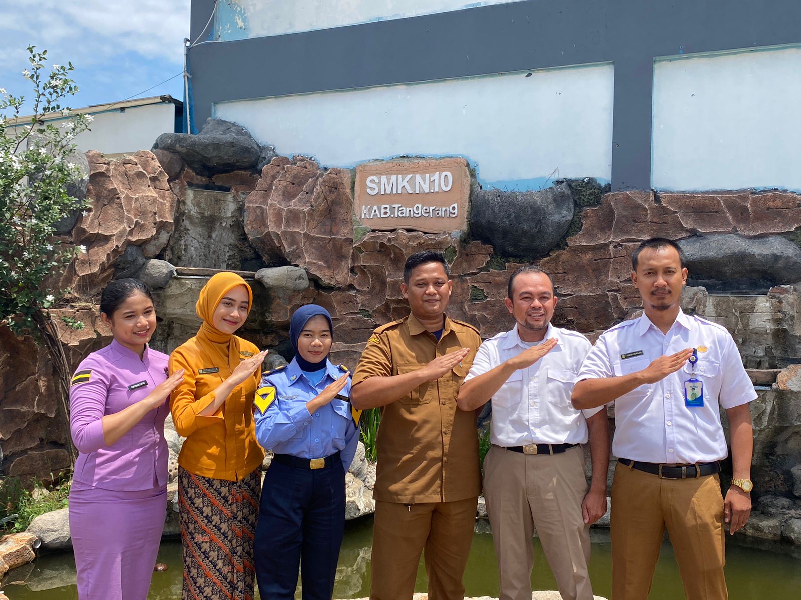 Mengenalkan Kampus Penerbangan STTKD pada Siswa SMKN 10 Kabupaten ...